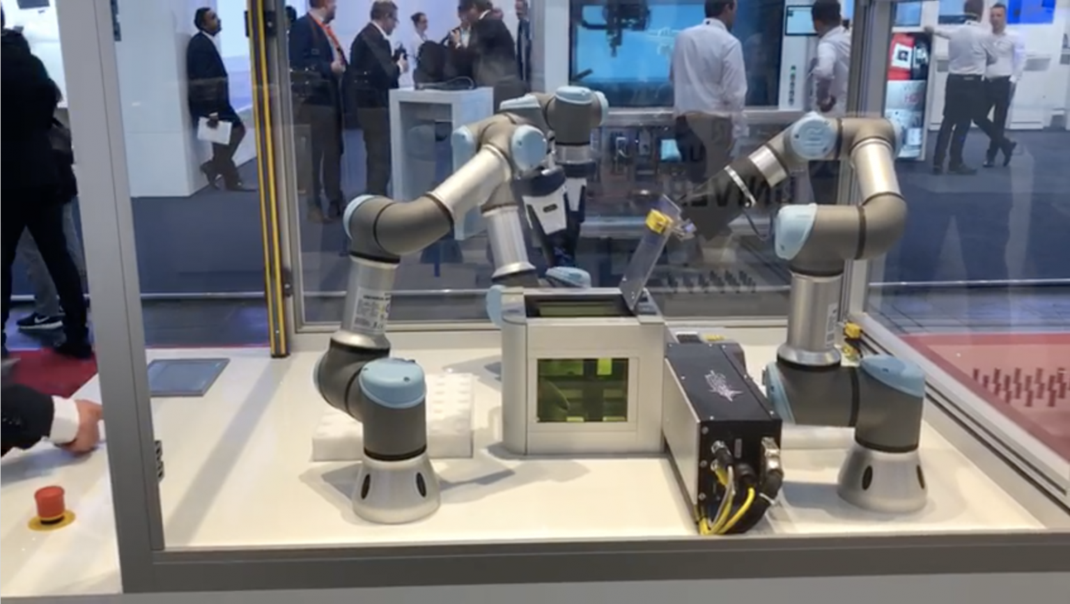 Using Robotic Integration With Laser Marking | Telesis